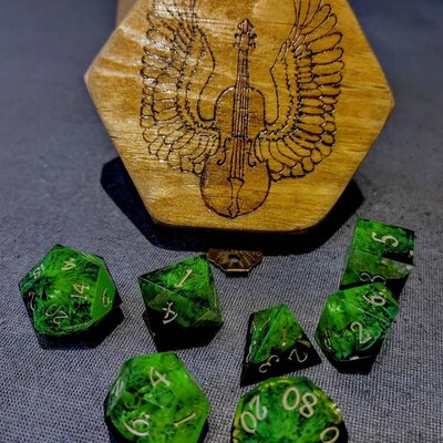 ELDRITCH POISON Dice Handmade Resin 7 Dice Set With Box for Call of ...