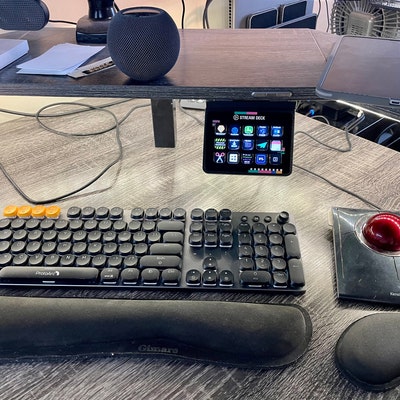 Articulating Desk Mount for Stream Deck 15 Key Original or MK2 - Etsy