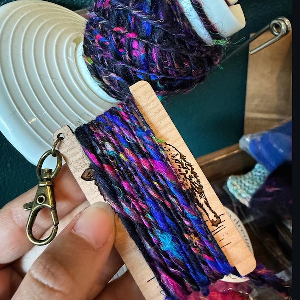 LEARN TO SPIN - Beginner's Spinning Kit With Drop Spindle and Merino ...