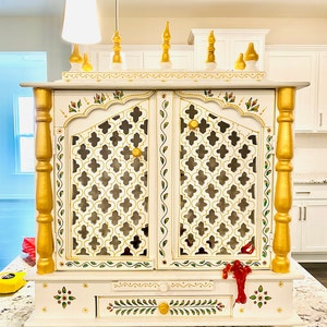 Wooden Carver Round Coffee Table Wooden Cocktail Table Unique - Etsy