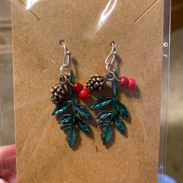 Holly Berry and Pinecone Dangle Earrings - Etsy