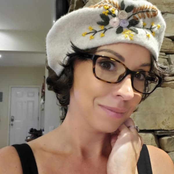 Hand Embroidered 100% Wool Flower French Beret, Winter French Cap ...