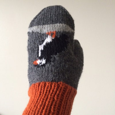 Newfoundland Puffin Mittens - Etsy Canada