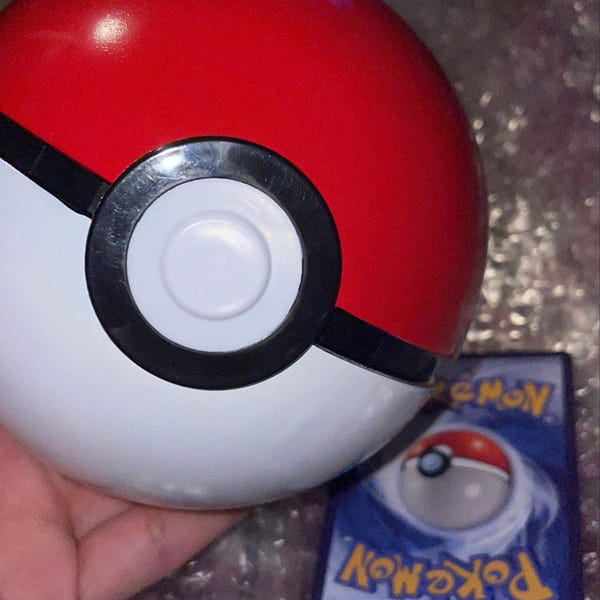 Complete Pokemon Chess Set, Full 32 Piece + 4 Bonus Pieces - CUSTOM ...