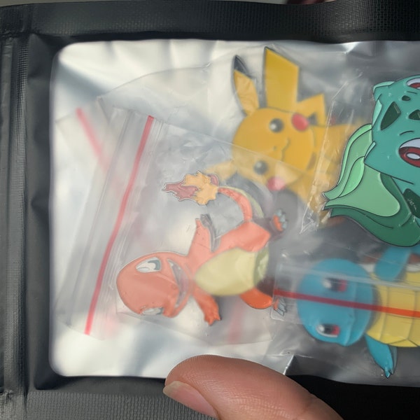 Pokemon 4pc Enamel Pin Set, Pikachu, Squirtle, Bulbasaur, Charmander ...