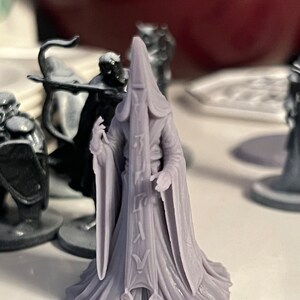 Dnd Human Male Mage Wizard Unpainted Miniature - Etsy
