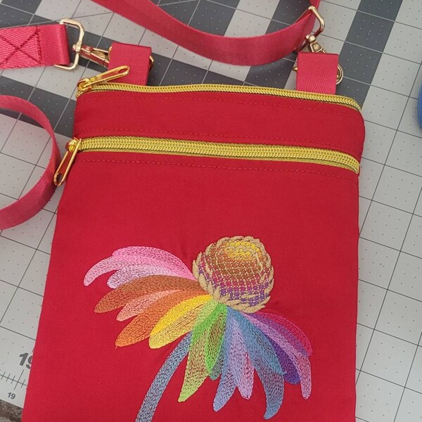 In the Hoop Blank Diagonal Zipper Pouch for Vinyl or Cloth 4x4 - Etsy