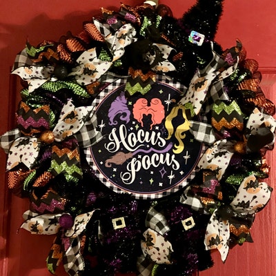 Hocus Pocus Round Sign. - Etsy