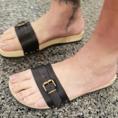 Men's Clogs in Wood and Vegetable-tanned Leather Mario Doni, Made in ...