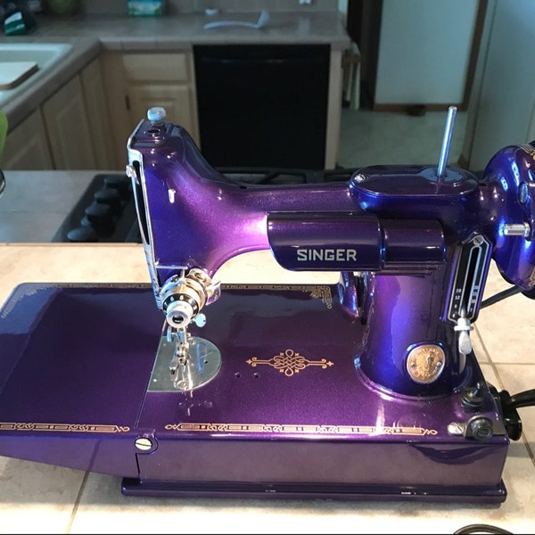 Singer Featherweight 221 Sewing Machine Custom Painted Color of Choice ...
