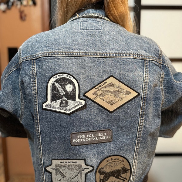 Pink Bow Keychain / Bow Embroidered Keychain / Coquette Bow Embroidery ...