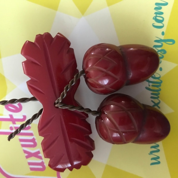 Mini Log Lady Brooch! Acorns 1940s 50s Bakelite Fakelite Style Novelty ...