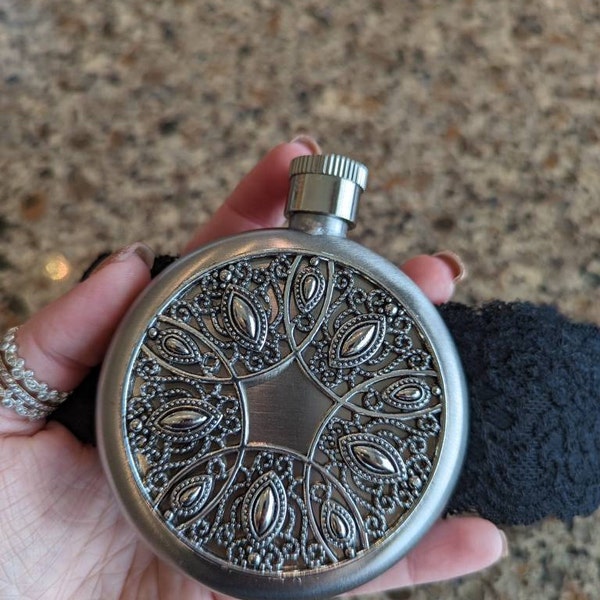 Round Flask Garter, Garter Flask, Ivory Lace Garter, Round Flask Garter ...