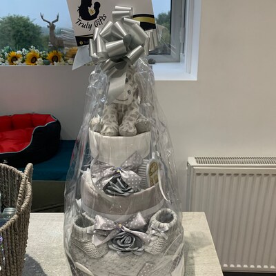 Neutral Nappy Cake Baby Shower Gift Unisex Nappy Cake Cream - Etsy