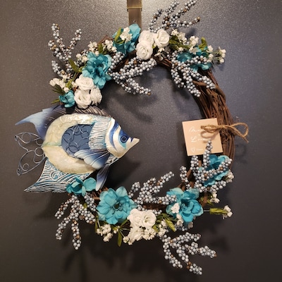 Aqua/blue/turquoise Fish Wreath, Sea Wreath, Ocean Wreath, Beach Wreath ...