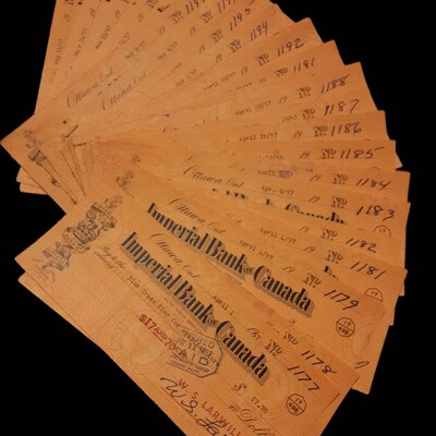 Vintage 1960s Era Fink University Honor Student Full Colour Pin Back ...