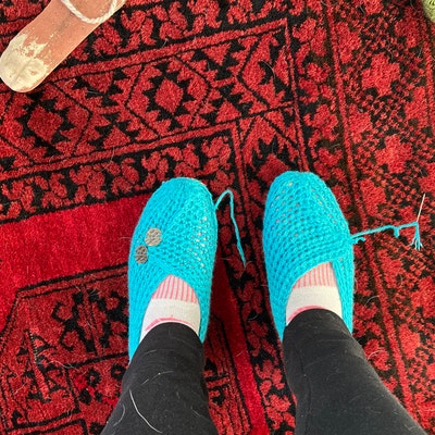 Crochet Slippers From a Rectangle, Crochet Slipper Pattern, in US Sizes ...