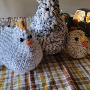 Mama and Mini Mabel Chicken CROCHET PATTERN - Etsy