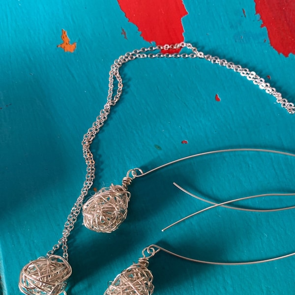 Love Knot Necklace With Genuine Seed Pearls in Silver,love Knot ...