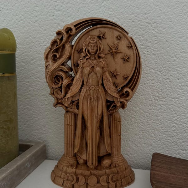 Statue de Lilith Lilith Ishtar Inanna Sagesse féminine Sculpture d ...
