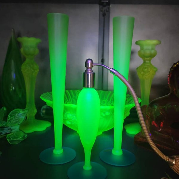 Rare Pyrex Rodney Kent Black Starline 0503 With Lid, Refrigerator Dish ...