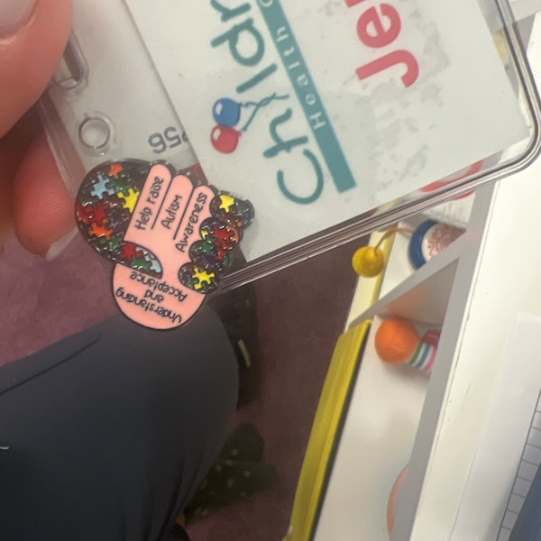 ADULTS ONLY RESIN Maple Leaf White & Green Ashtray Herb Tray Holder ...