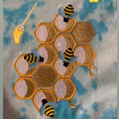 Honeycomb Bees Machine Embroidery Design, Honeycomb Embroidery Pattern ...