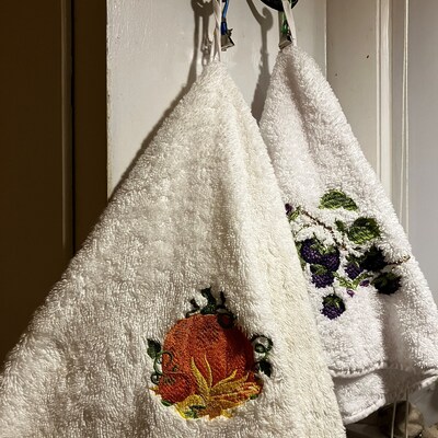 Round Hand Towels Embroidered Cherry Kitchen Towels Red - Etsy