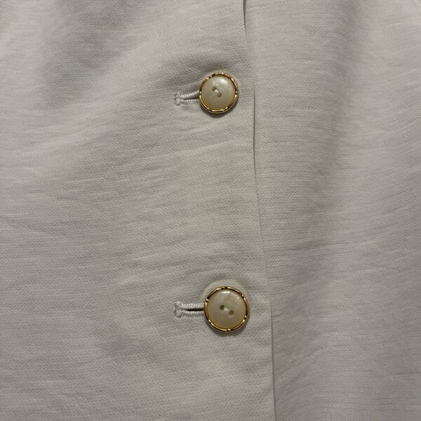 Pack of 7 18mm Gold and Pearl Round Buttons. Blouse Shirt Jacket ...