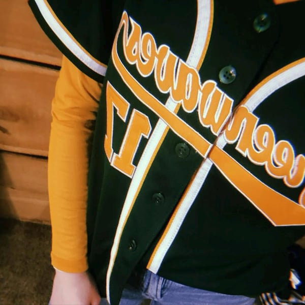 Create Custom Baseball Uniforms With Logos, Player Names, and Numbers ...
