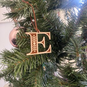 Spider Web Glow-in-the-dark Sticker Halloween Decor Spooky Spider ...