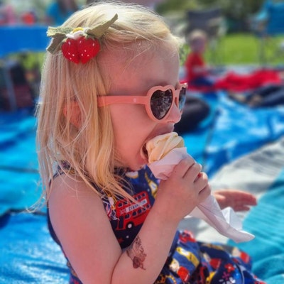 Christmas Mistletoe Hair Clip, Christmas Girl Gift, Novelty Hair Clip ...