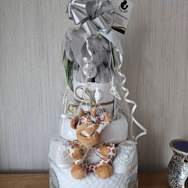 Unisex Baby Hamper, Baby Shower Gift, Baby Clothing Gift, Baby Gift Box ...