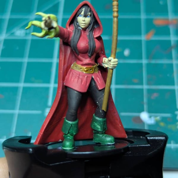 Female Hero Pinup Solaria the Saint 28mm Miniatures for Tabletop Gaming ...
