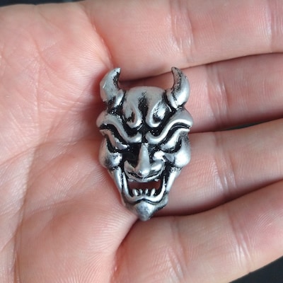 Fan Designed the Expanse Amos Oni Cosplay Pin - Etsy
