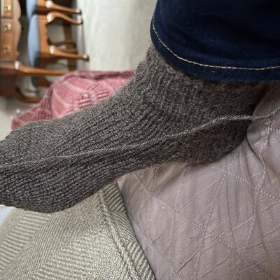 KNITTING PATTERN Beginner Socks Knit Pattern Cozy Boot Socks Knitting ...