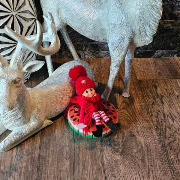 Elf Prop Elf Nerd Elf Candy Nerd Glasses NO DOLL Elf Diorama - Etsy