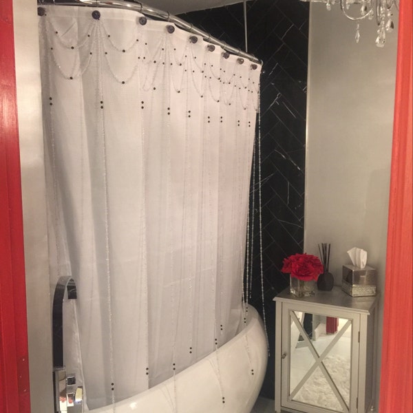 Bathtub/shower Header Bling..single Swag With 3 Alt Length Vertical ...