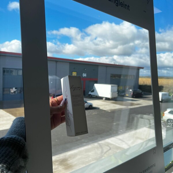 Customisable Social Media Selfie Frame Bespoke Instagram Effect ...