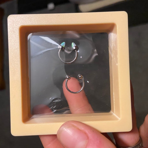 16G Titanium Internally Threaded Opal Spike Horseshoe Ring/ Opal Septum ...