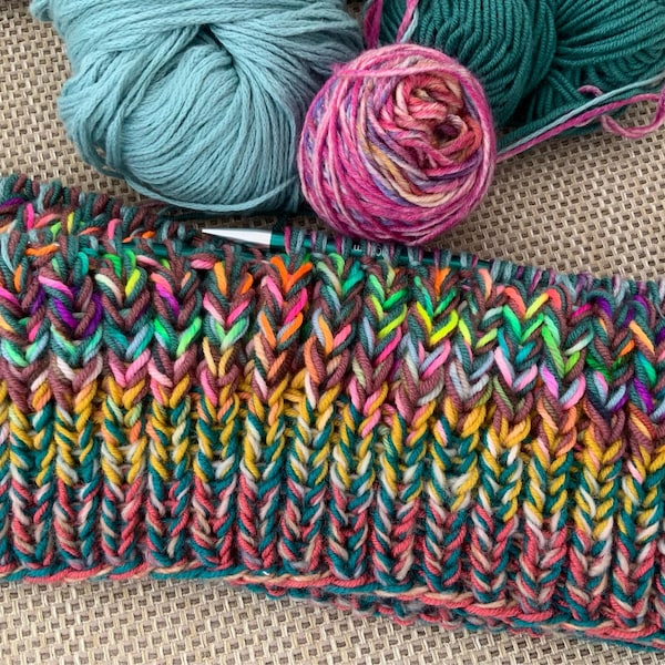 Hand Knitting Pattern - the Maud Mittens - Etsy