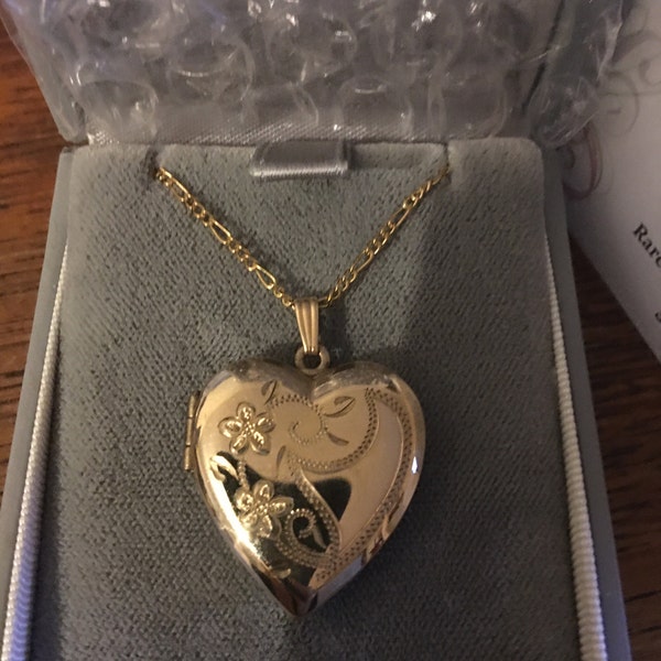 19th Century 1000 Faces Hand Fan, Qing Dynasty, Carved Sandalwood ...