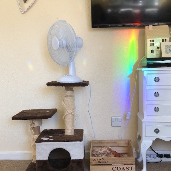 SUN CATCHER / RAINBOW Maker, Makes Giant Rainbows Across Your Room ...