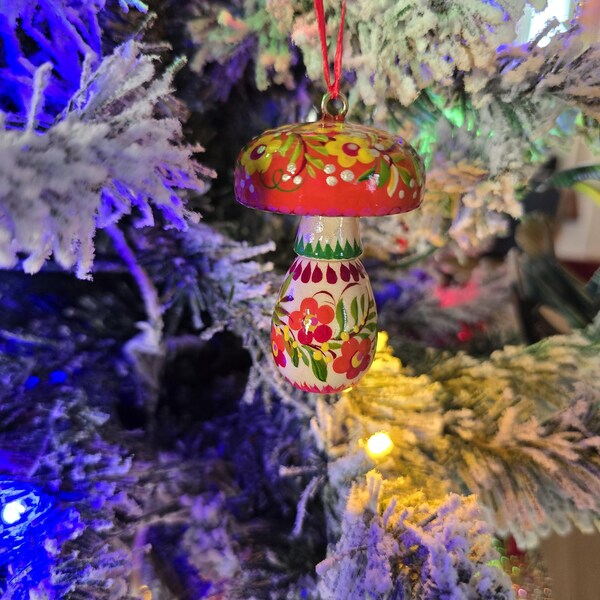 Hand Painted Ukrainian Christmas Ornament, Handmade Wooden Christmas ...