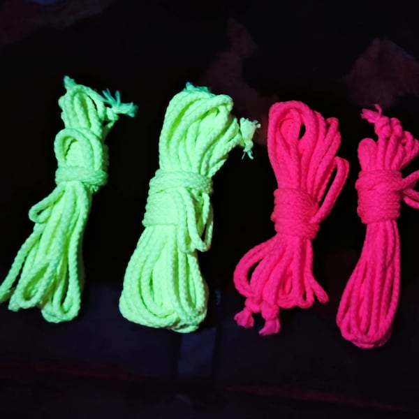 Fiddle, Pillory, Cangue, Rigid Steel Restraint for Neck and Wrists ...