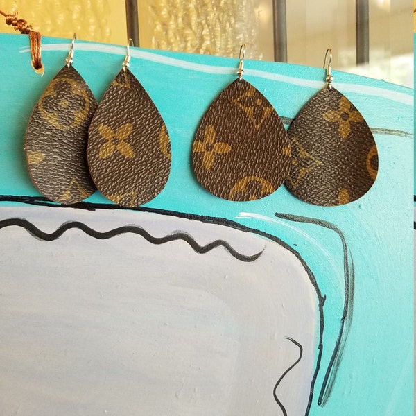 Leather Hand Tooled Keychain Hanger for Your Car Keys or Purse. 8" Long ...