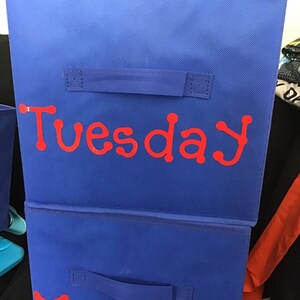 Large Vinyl Days of the Week for Classrooms and Home Organizing Great ...