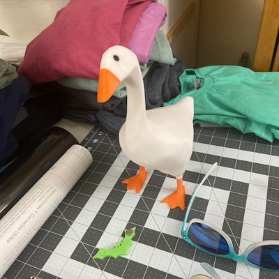 Untitled Goose 3D Printed Magnetic Statue - Etsy