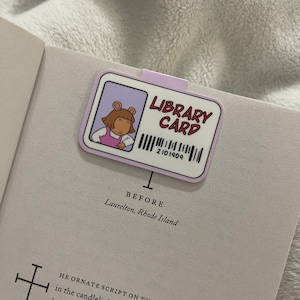 DW Book Club Arthur Library Card Gifts for Librarian Double Sided ...