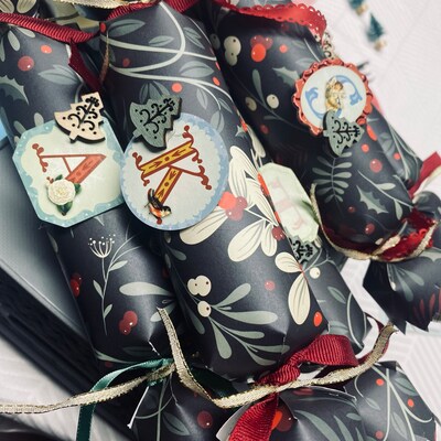 Holiday Cracker Snaps DIY Handmade Party Poppers Strips That Make the ...